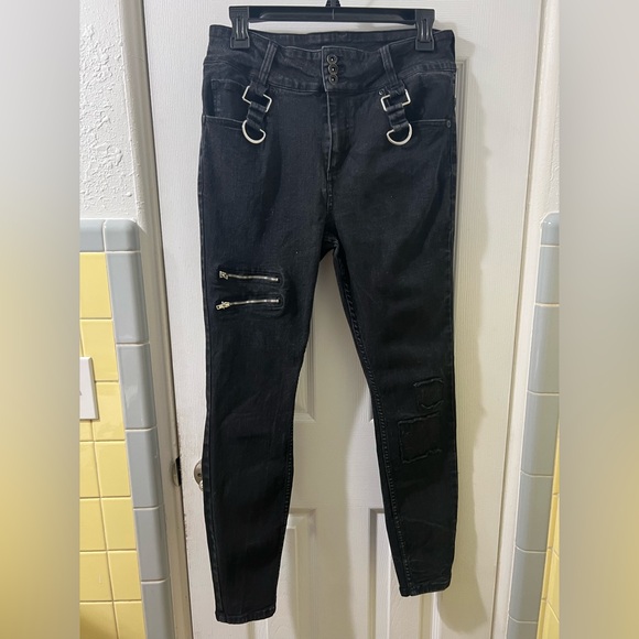 Hot Topic | Jeans | Black Skinny Jeans With Metal Accents Hottopic High ...